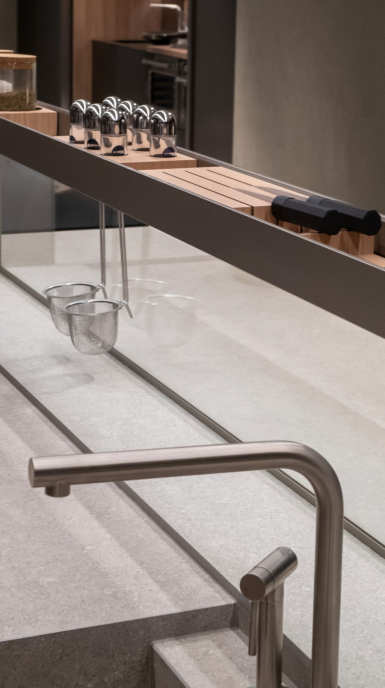 Worktop Shelves | GRASS Trends